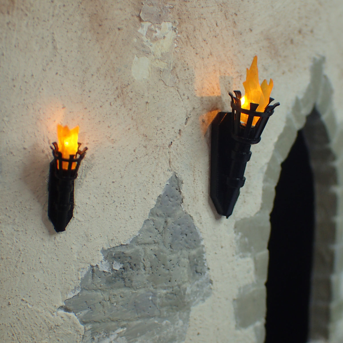Medieval wall torch, 1/48th scale – Laser Shrink Ray Minis